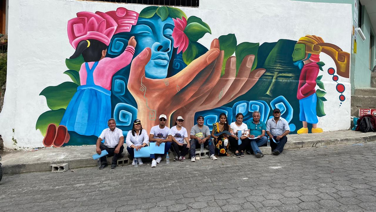 Festival muralístico de Apuela despierta el interés de los artistas ...